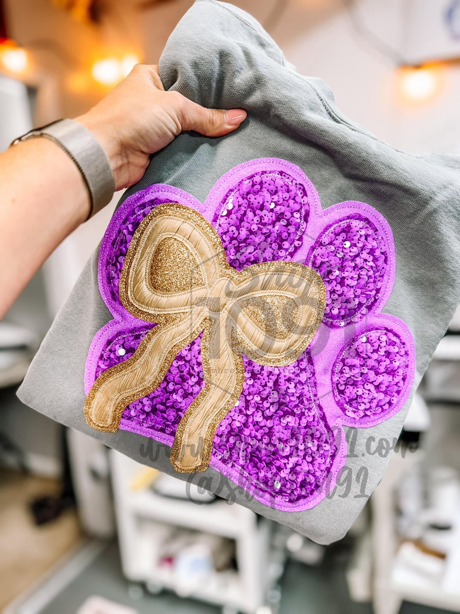 Paw w/ Bow Small | Shop 1091 Embroidery + Screen Print